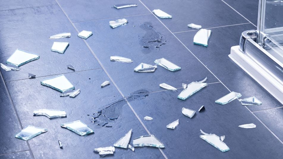 Interiérová skla: dveře, příčky, zástěny - Saint-Gobain Glass