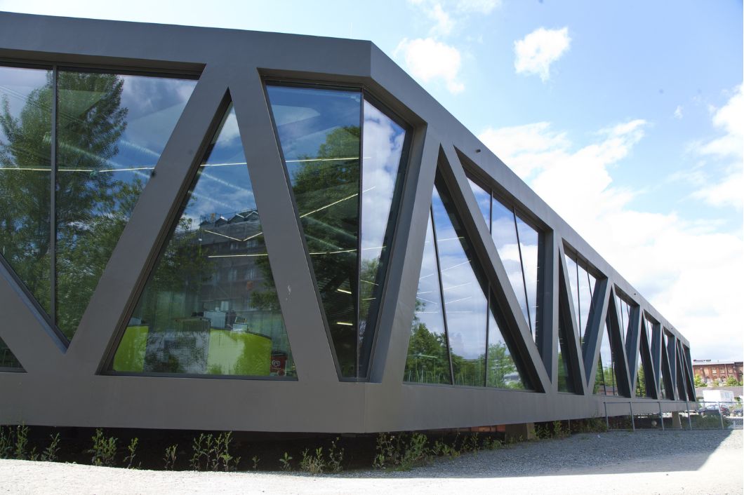 Druhy bezpečnostního skla: tvrzené, kalené - Saint-Gobain Glass