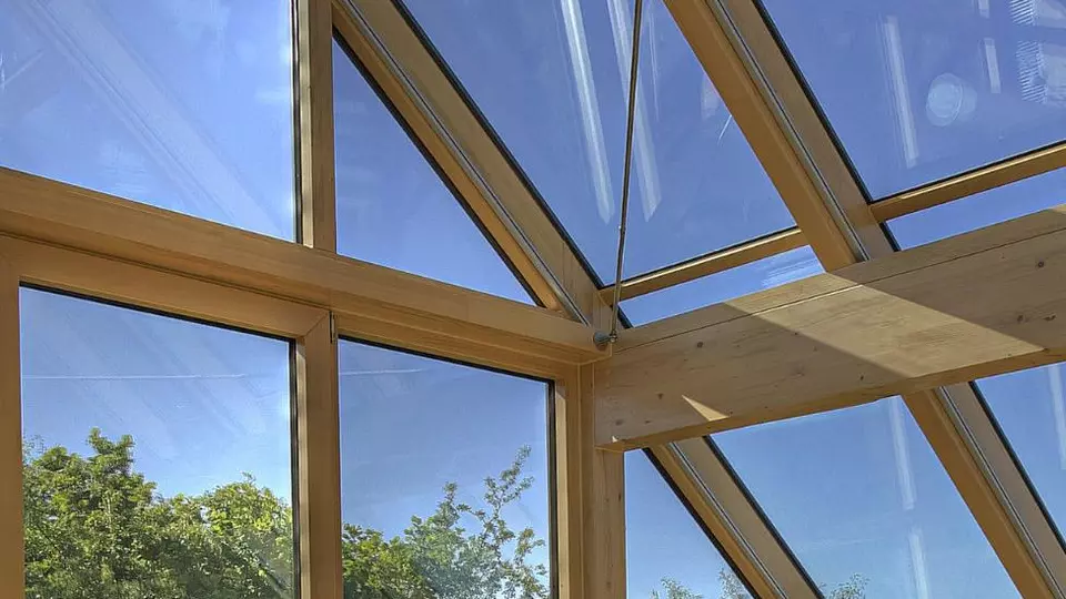 Samočisticí sklo: Skla pro snadnou údržbu - Saint-Gobain Glass